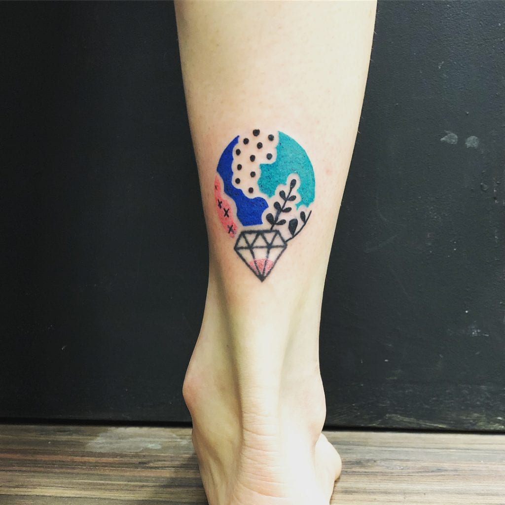 Tatuagem na perna - 80 opções de desenhos e estilos de tattoos femininas