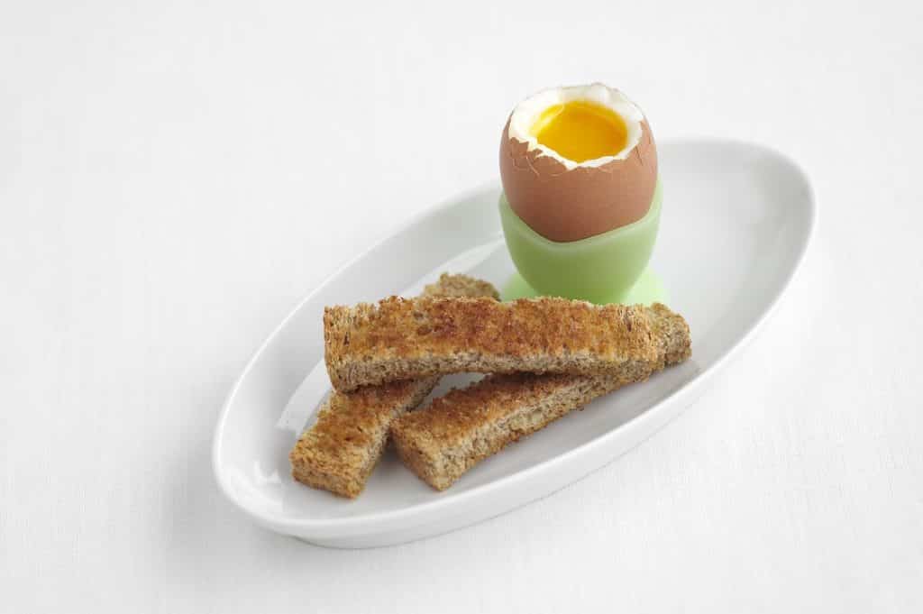 Torrada - história de origem, torradeiras e como fazer em casa