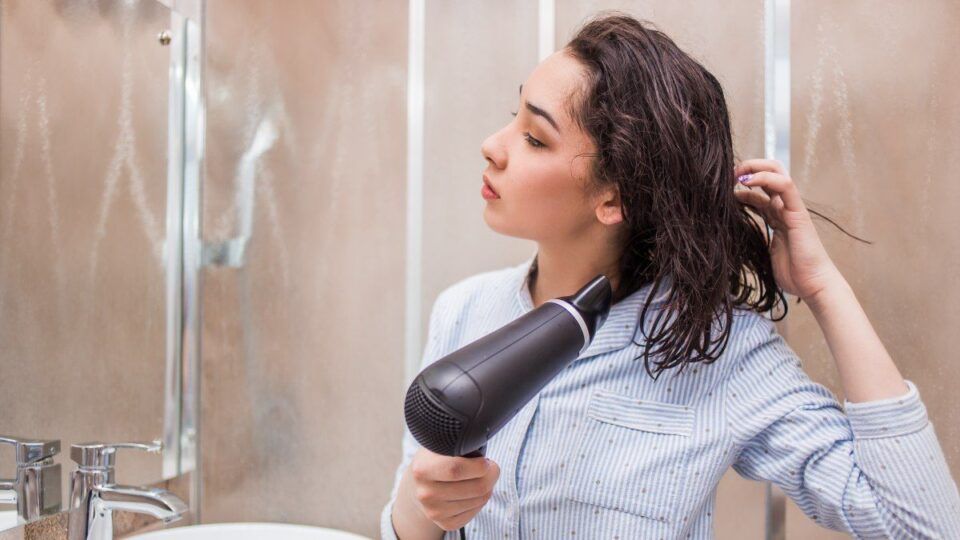 Desbotamento da cor, como evitar? 6 dicas para fixar a coloração